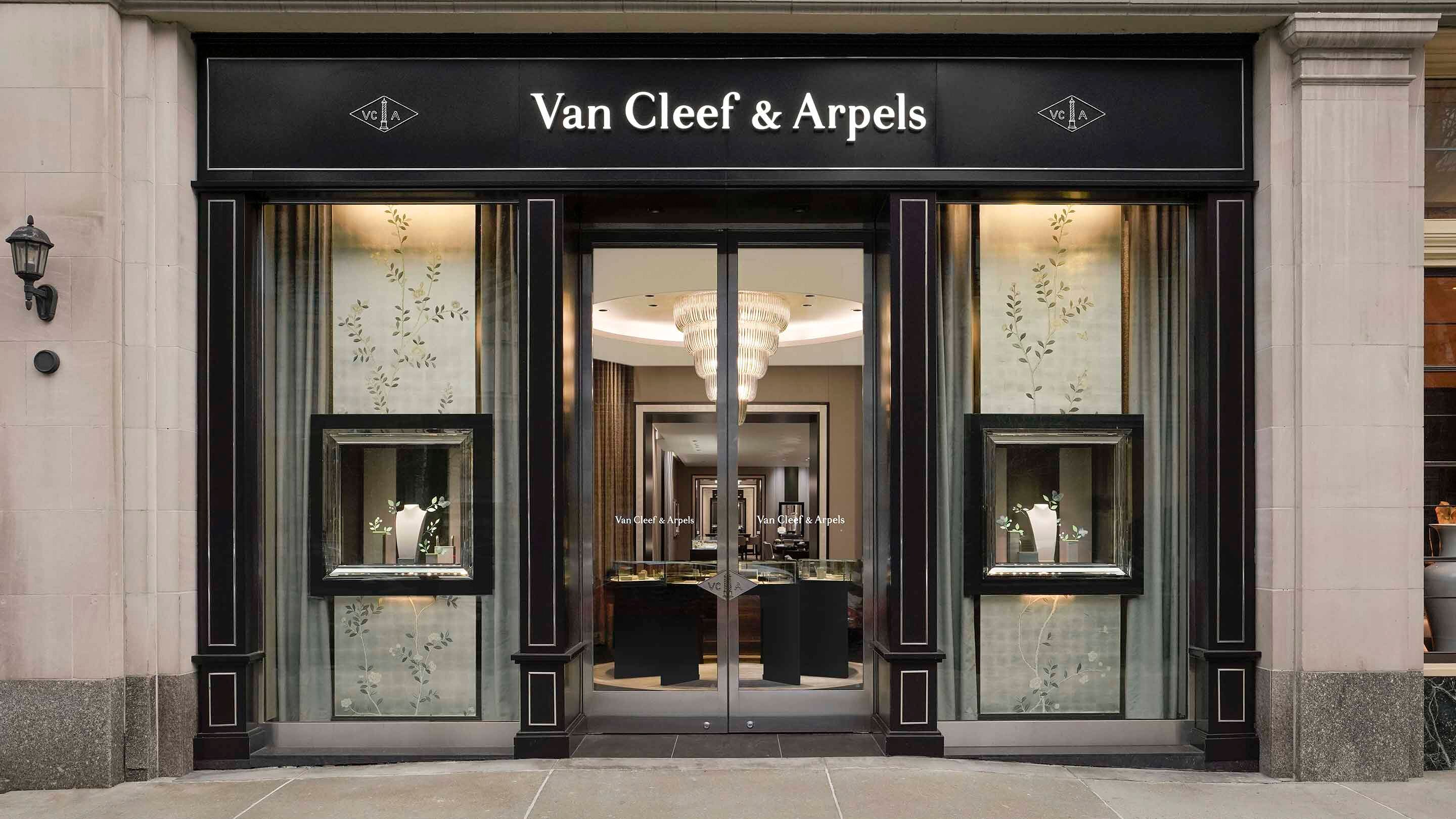 Boston - Newbury Street - Van Cleef & Arpels
