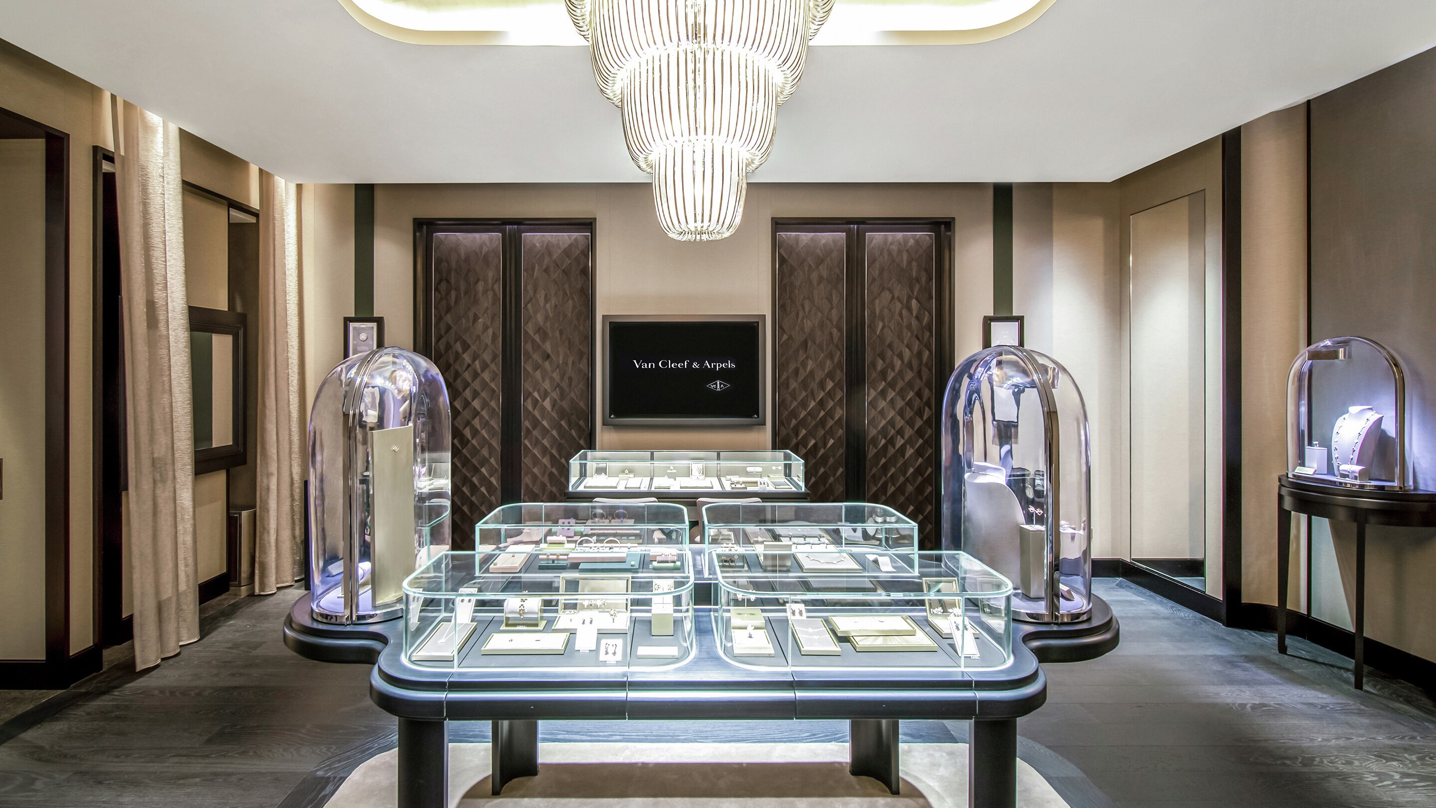 Hangzhou - MixC - Van Cleef & Arpels