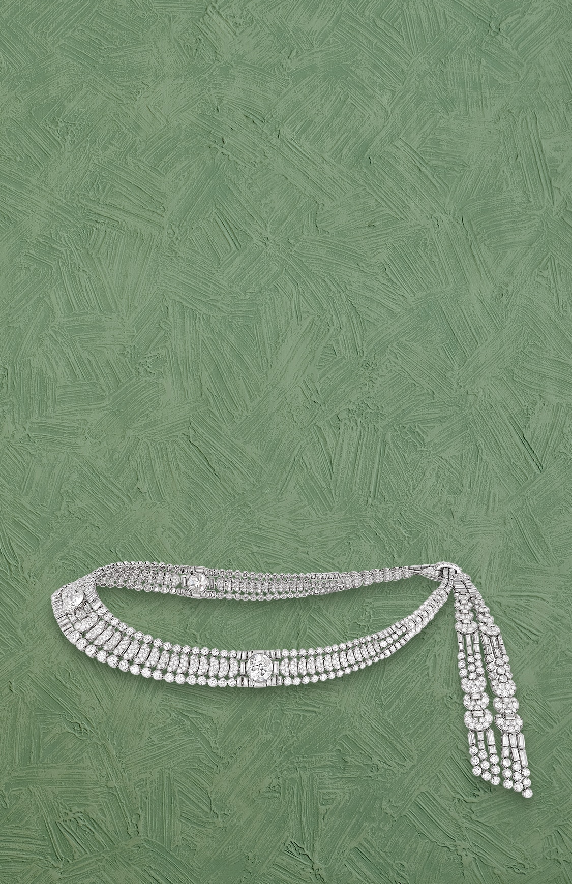 "Timeless Art Deco with Van Cleef & Arpels High Jewelry" exhibition ...