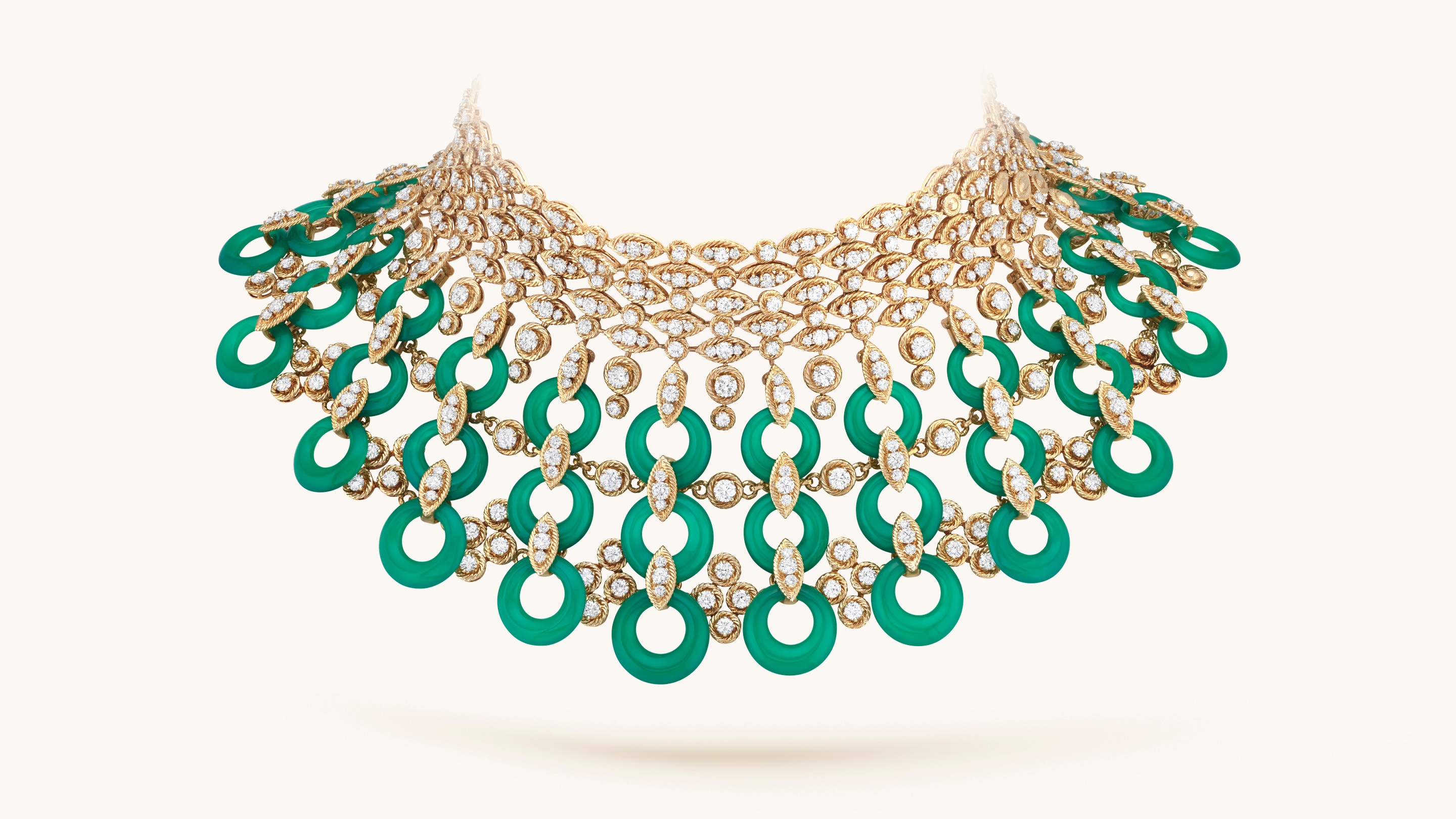 A selection of pieces from the Heritage collection presented in Cannes ...