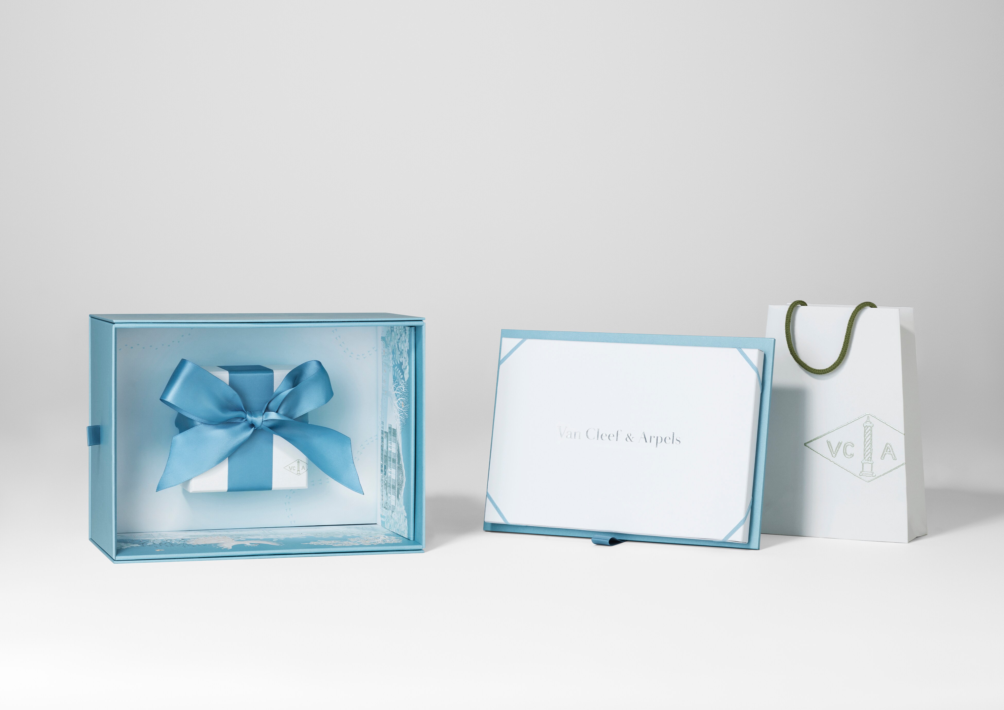 节日特别包装 _梵克雅宝_Van Cleef & Arpels