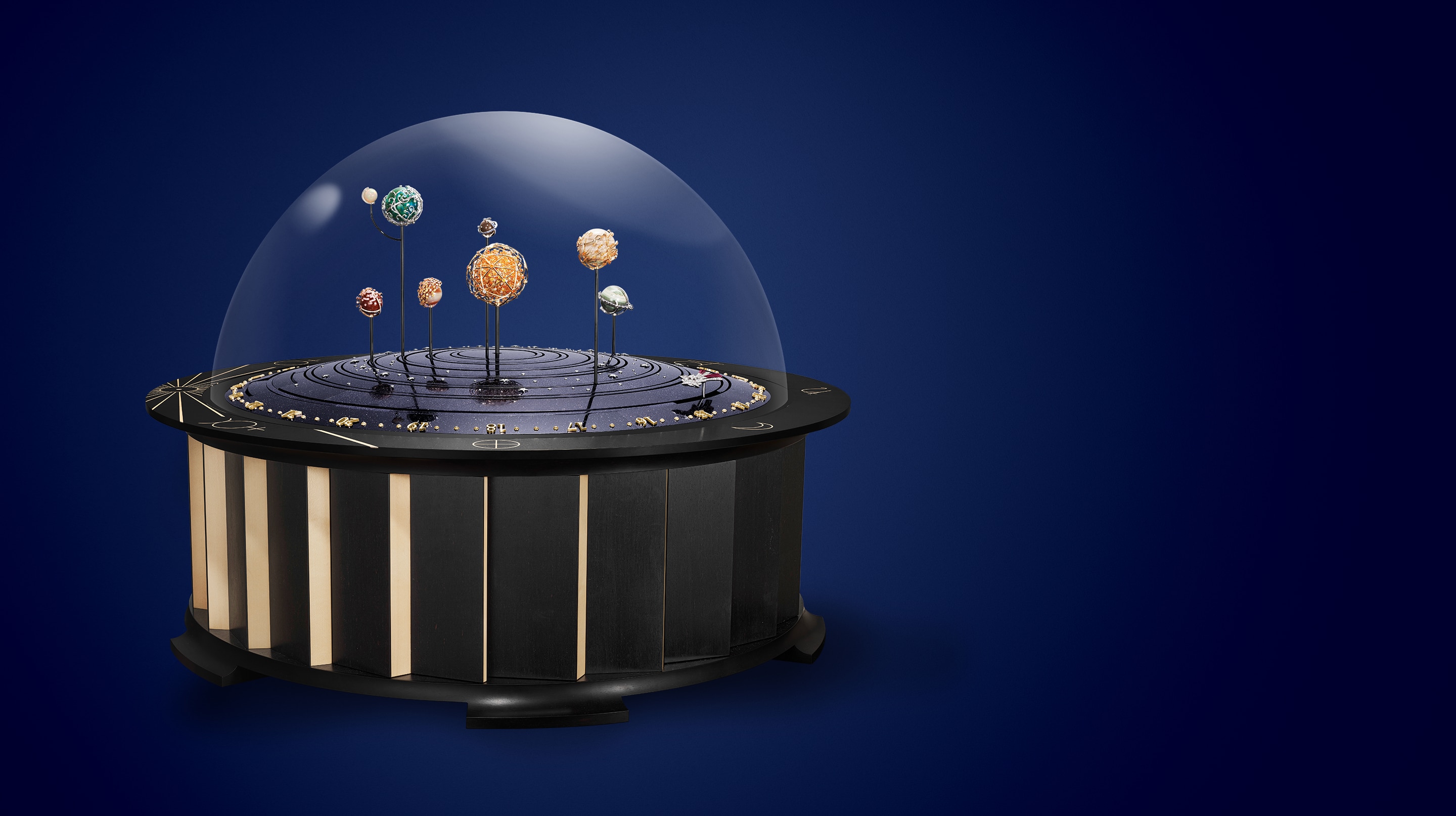 Extraordinary Objects - Van Cleef & Arpels