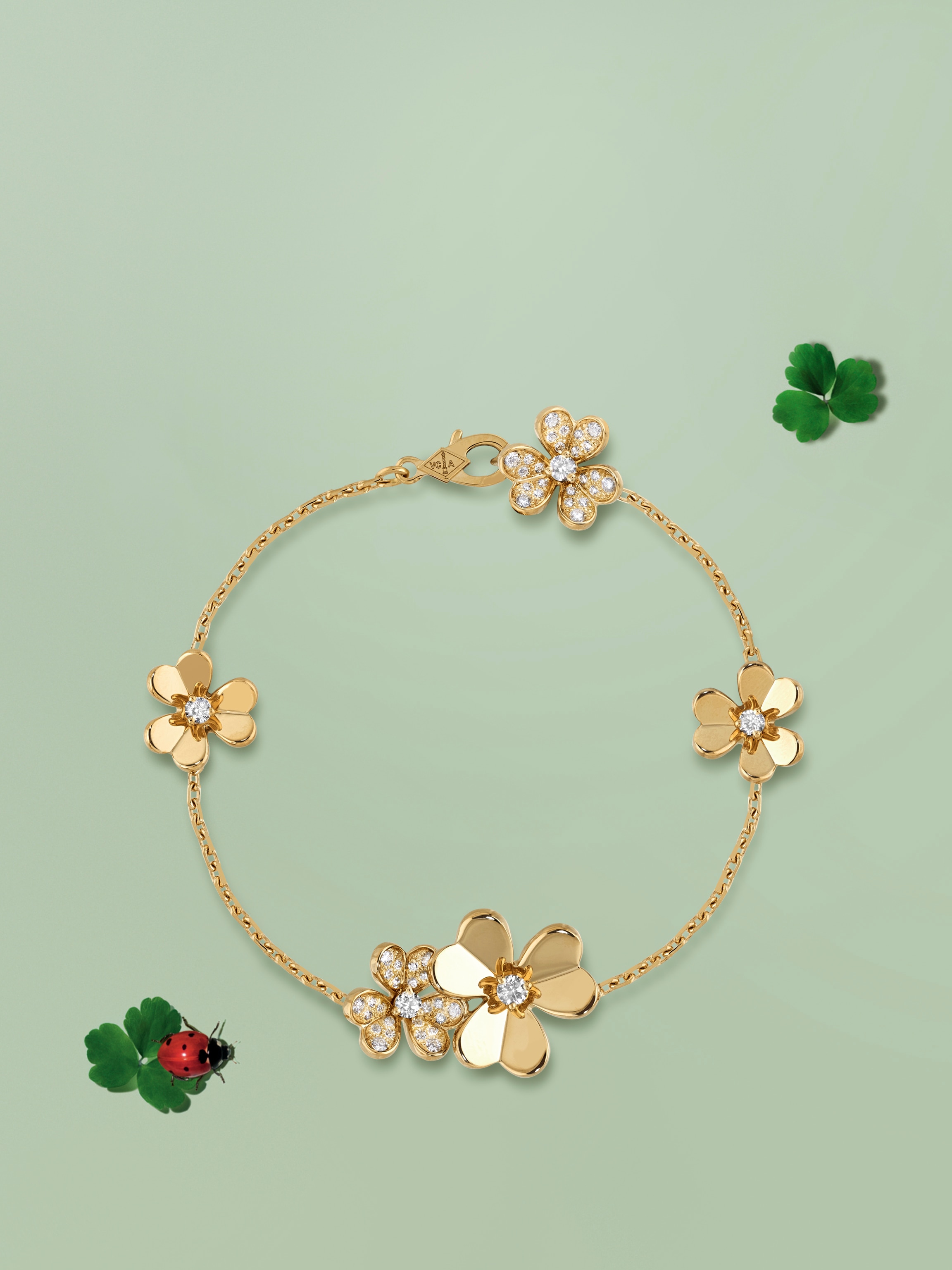 Wedding anniversary - Van Cleef & Arpels