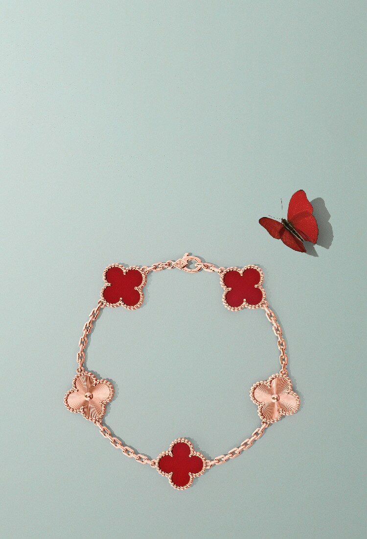 Enchanting gifts - Van Cleef & Arpels
