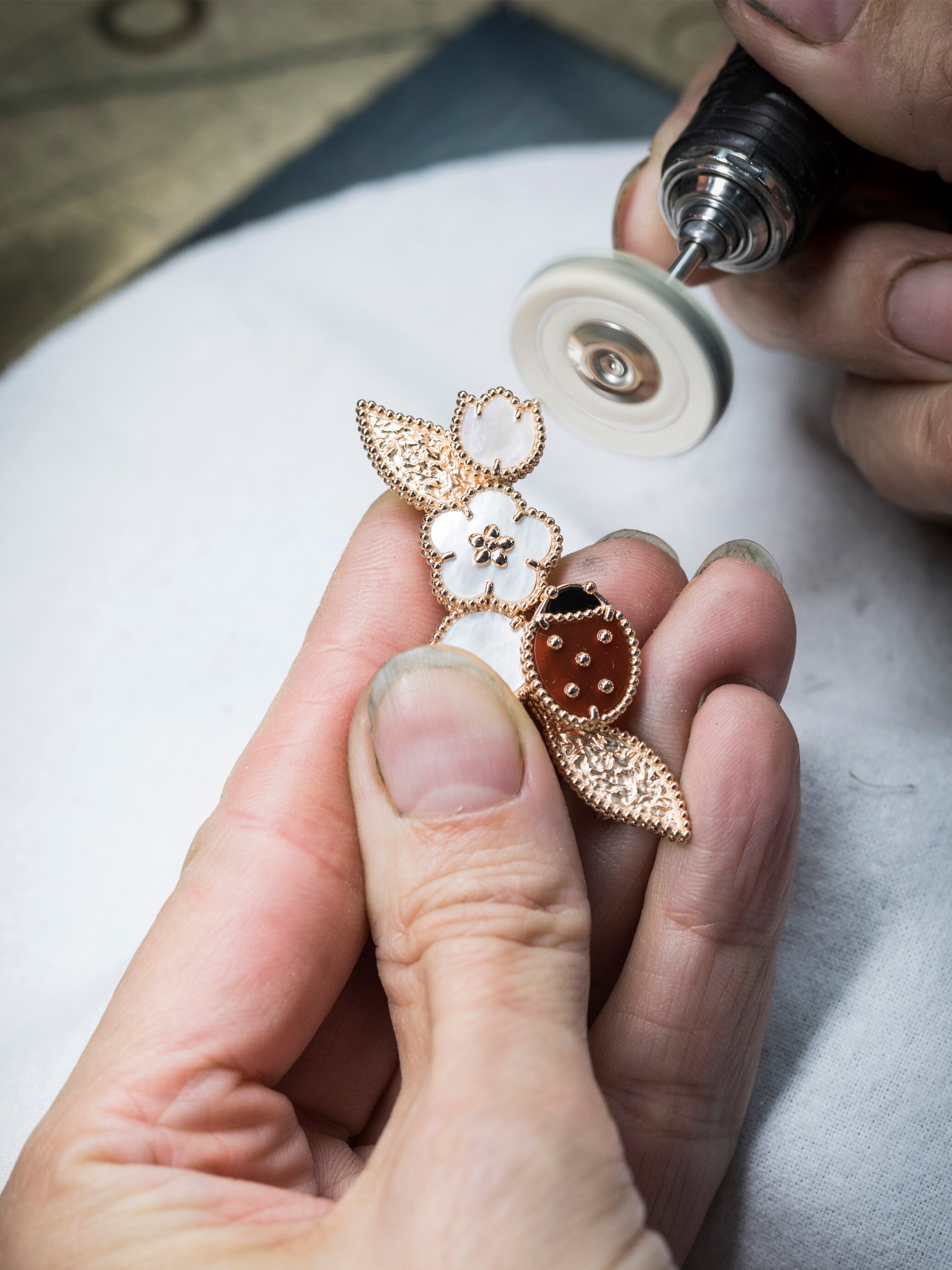 Mother's day - Van Cleef & Arpels